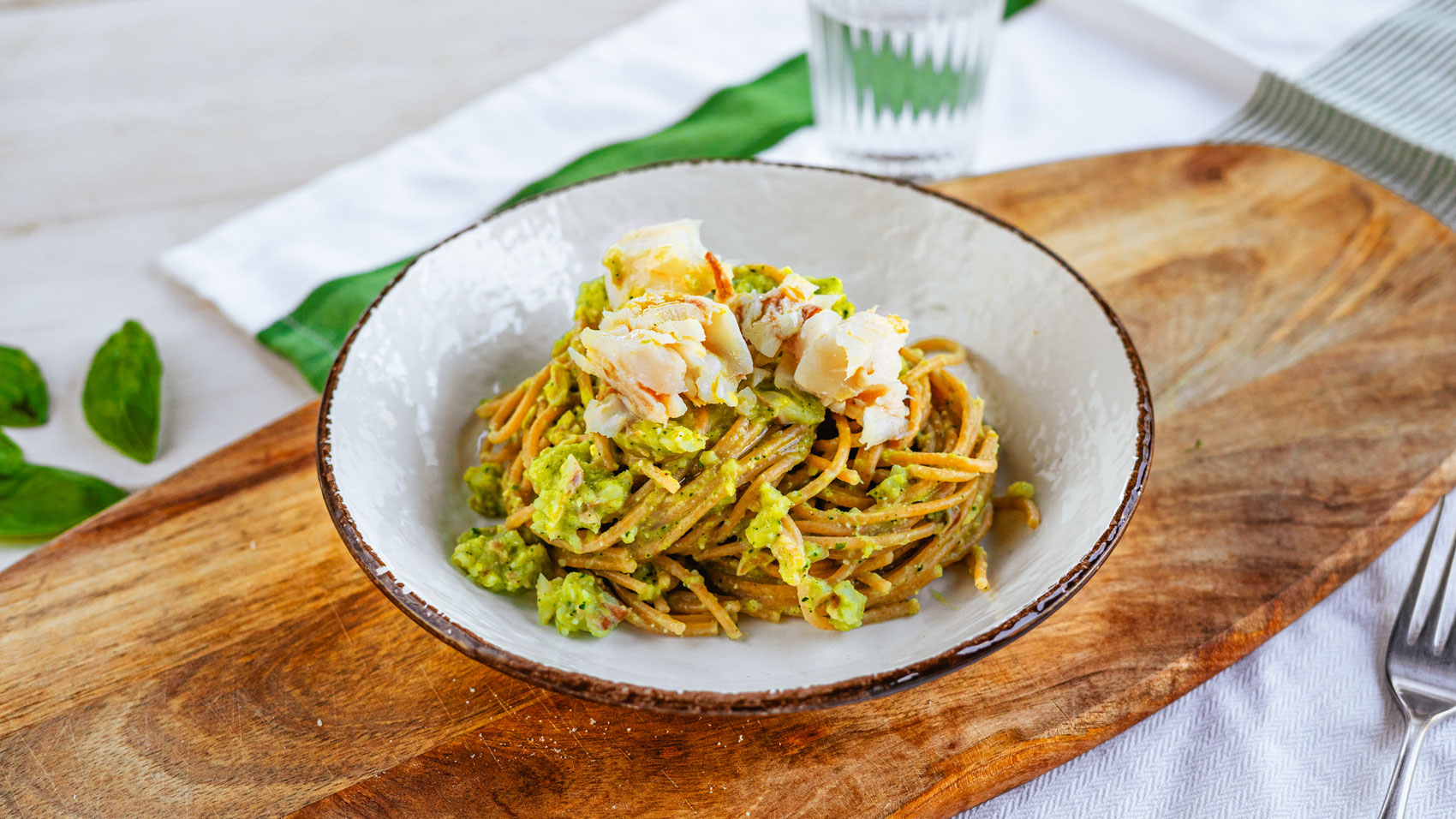 Pasta con merluzzo e pesto di zucchine: la ricetta | FRoSTA